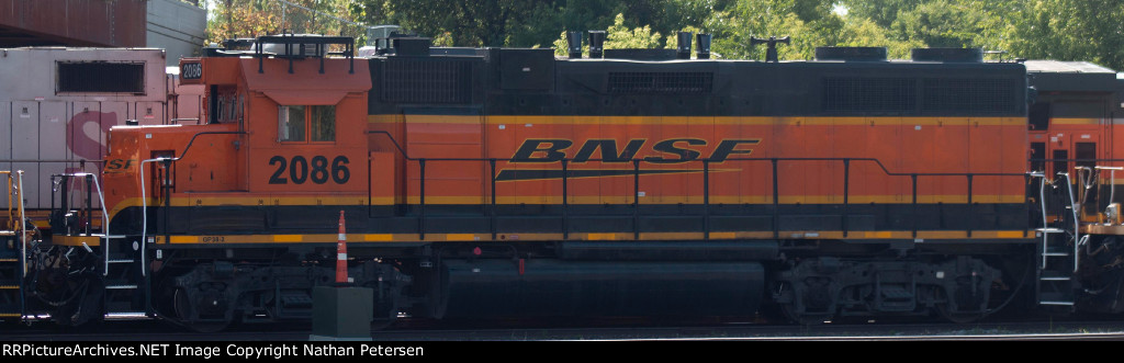 BNSF 2086